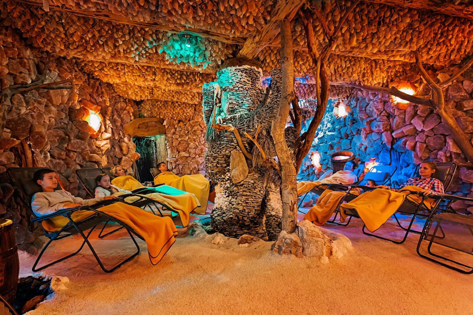 Grota solna - Arka Mega